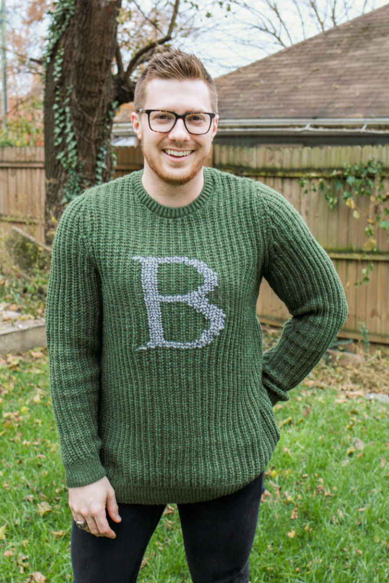 DIY Mrs. Weasley Sweaters for Harry Potter Fans | Lilies and Loafers