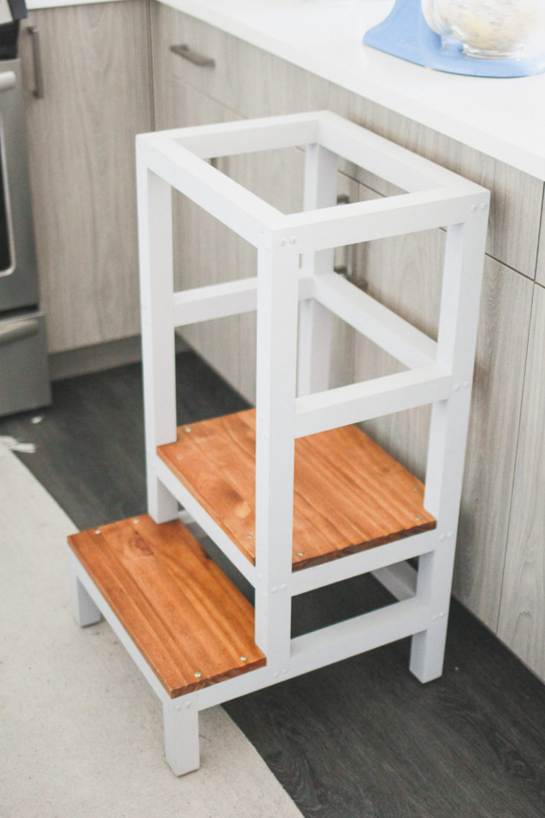 DIY Kitchen Stool Helper | Lilies and Loafers