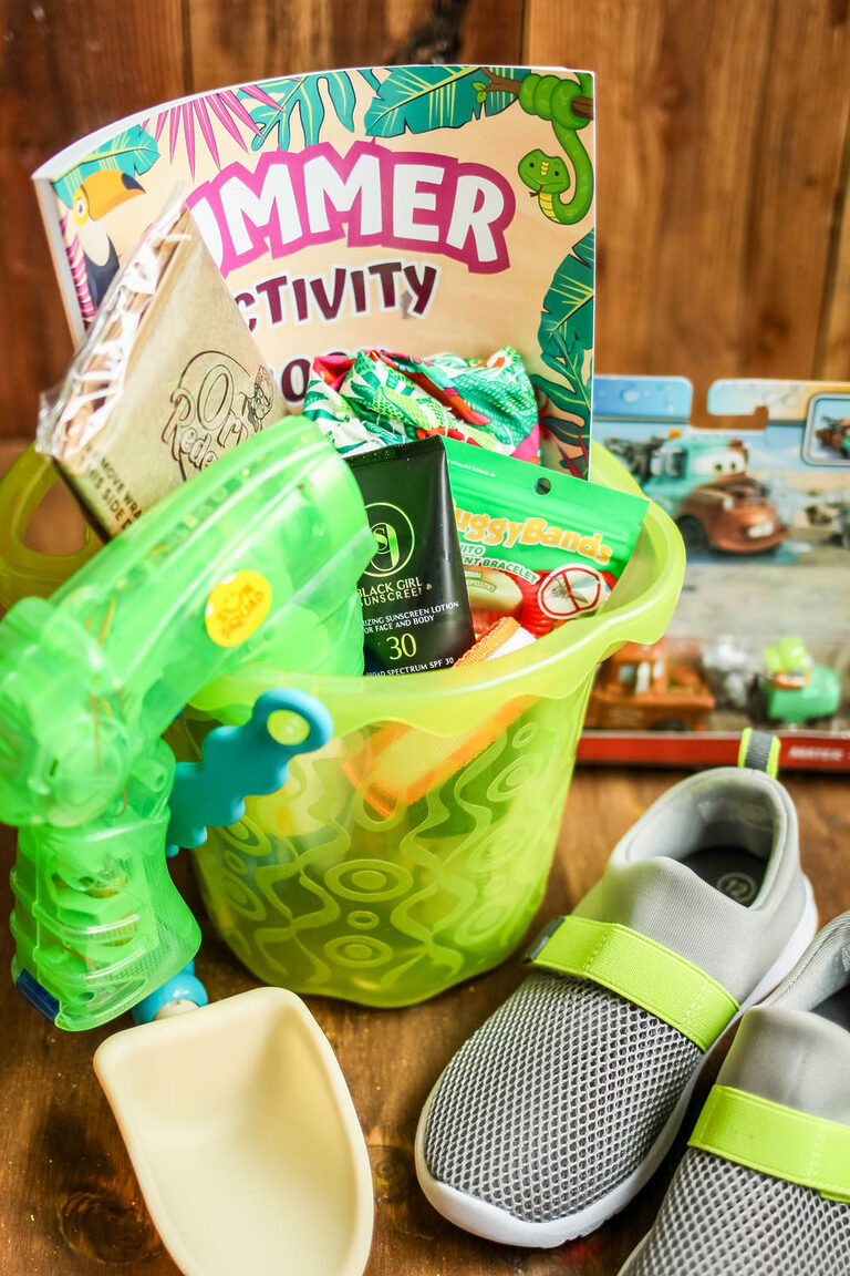 Summer Fun Bucket Gift Guide | Lilies and Loafers