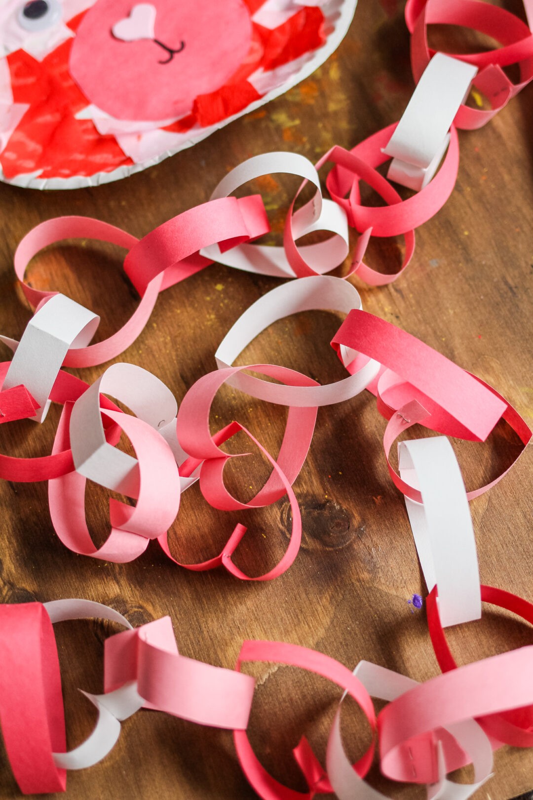 Easy Valentine's Day Paper Heart Chain Craft for Kids | Lilies and Loafers