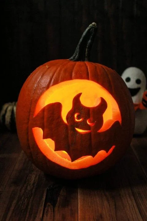 bat pumpkin template